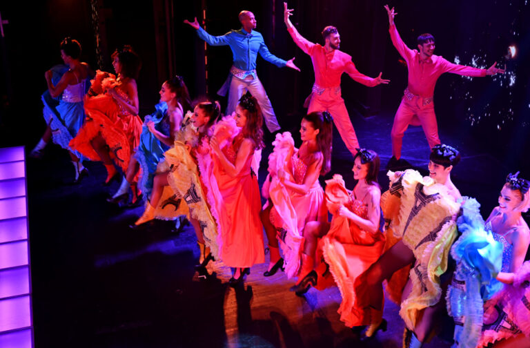 Comment Apprendre à Danser le French Cancan ? | Paradis Latin